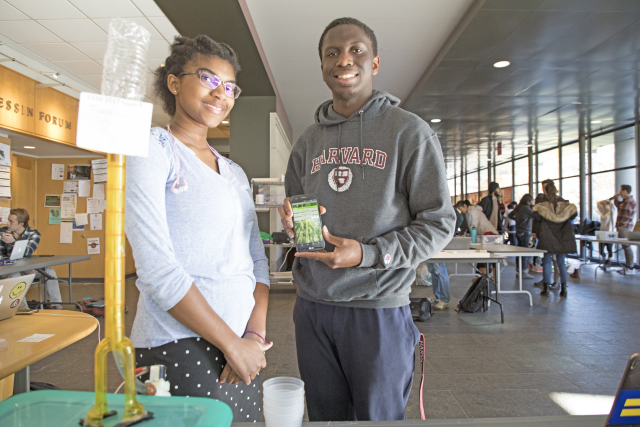 Exhibits of electronics